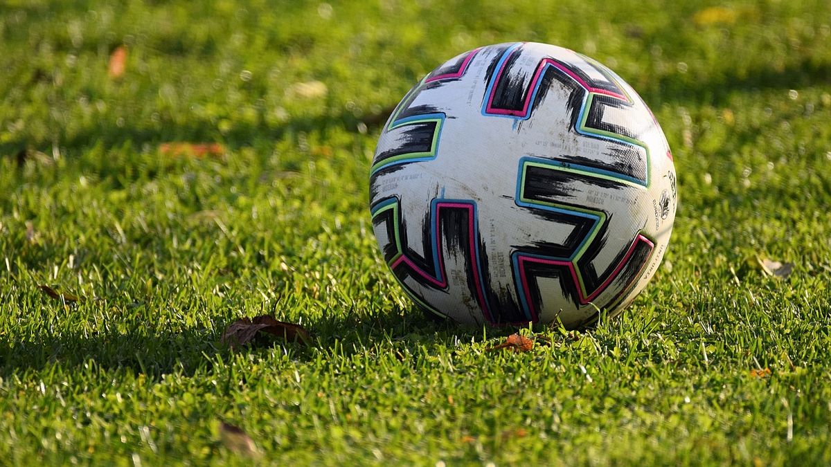 La historia de "El Rayo" Menseguez, el exjugador de River que se alejó ...